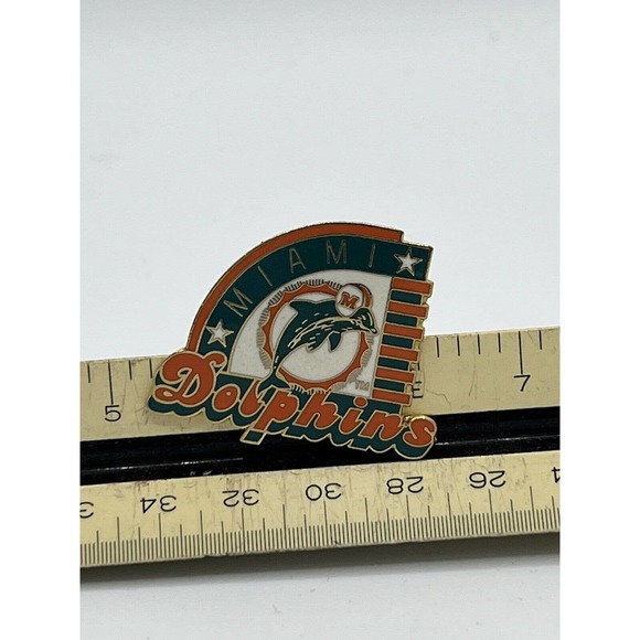 Toys | Vintage Nfl Miami Dolphins Fan Button Badge Pin Made In 1994 ...